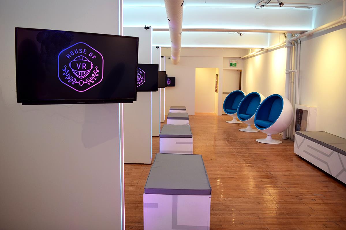 Une maison de la réalité virtuelle ouvre ses portes à Toronto | Radio ...