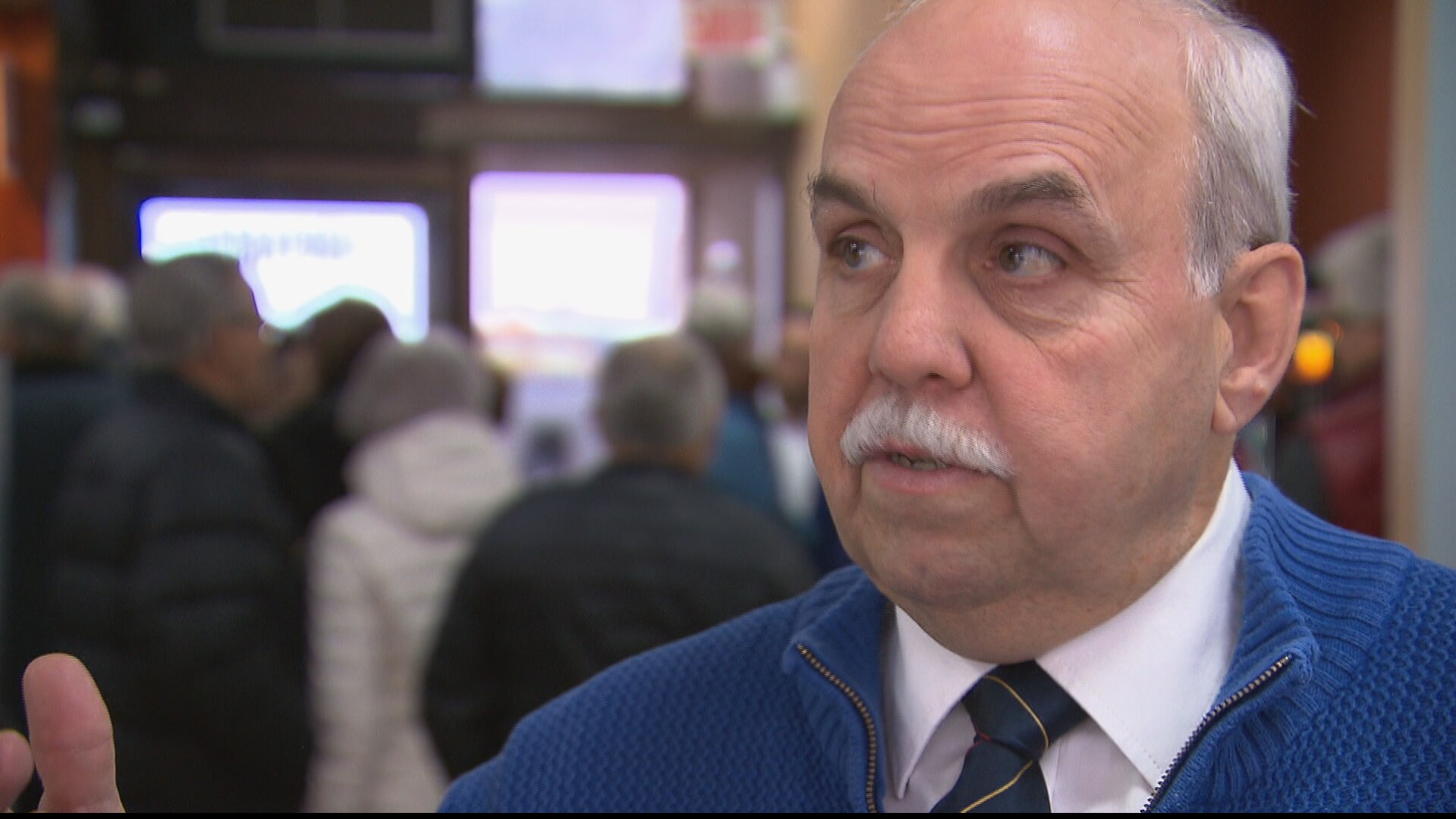 Pionnier de l’aviation gaspésienne, Michel Pouliot se raconte dans ...