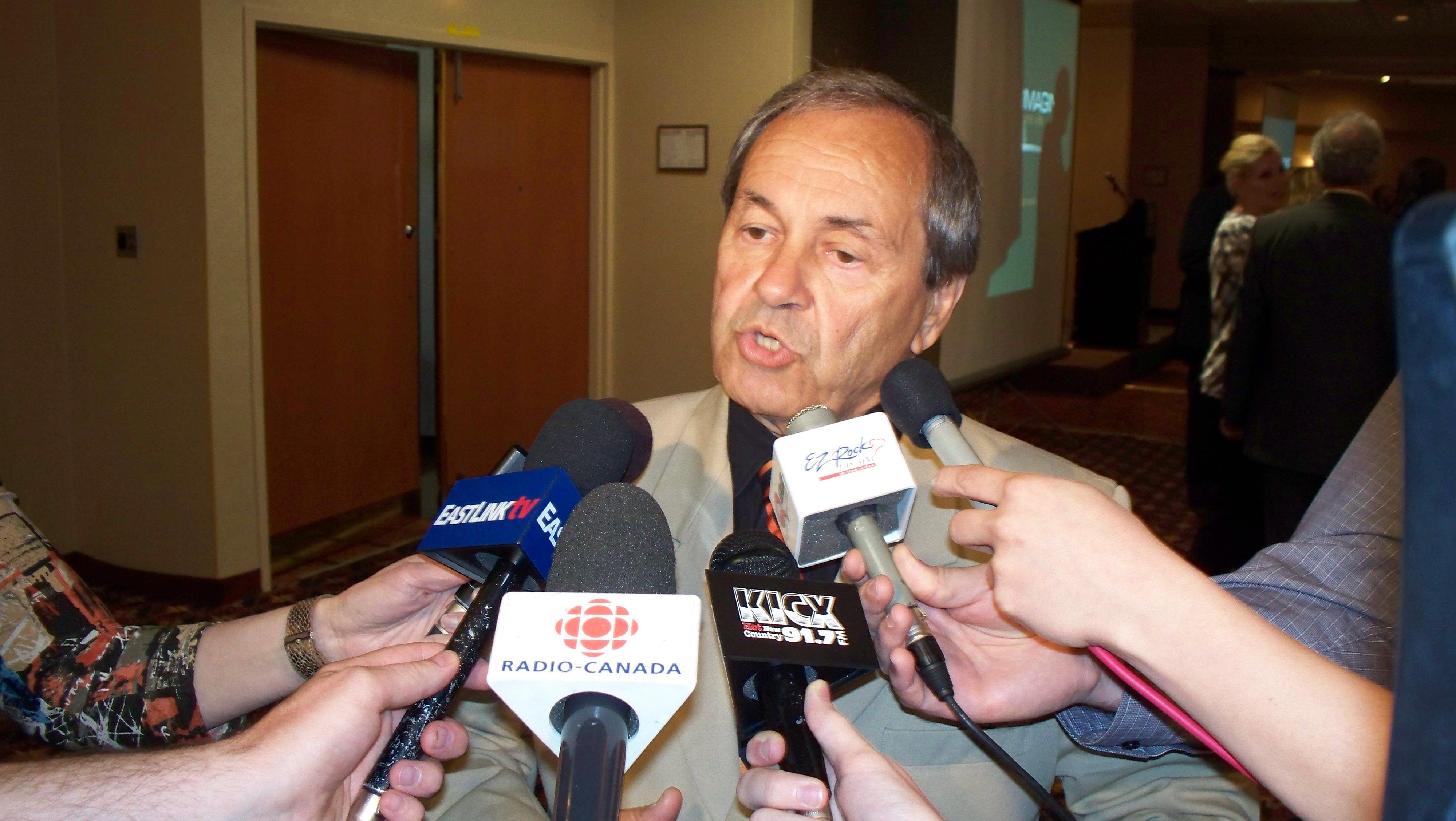 Mort de l'ex-politicien John Rodriguez | Radio-Canada.ca