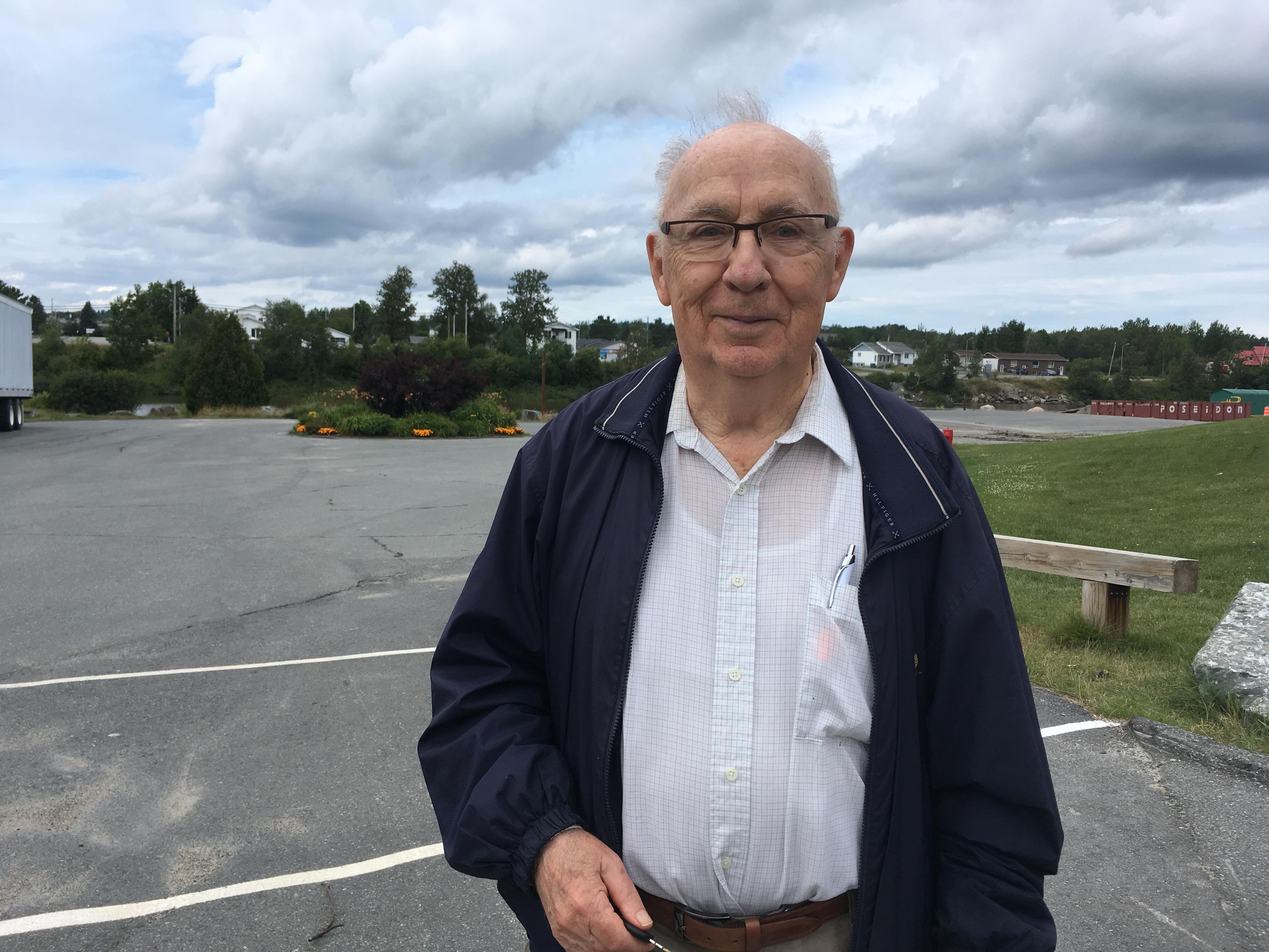 Début des travaux de la passerelle Ulrick-Chérubin | Radio-Canada.ca