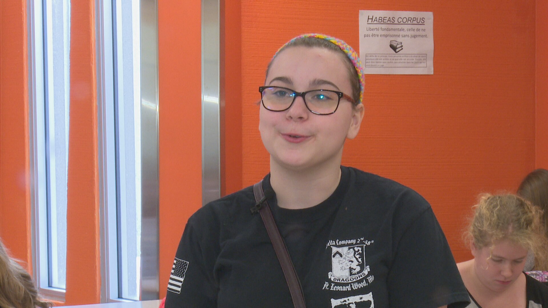 La tricothérapie, un remède contre le stress pour des jeunes de ...