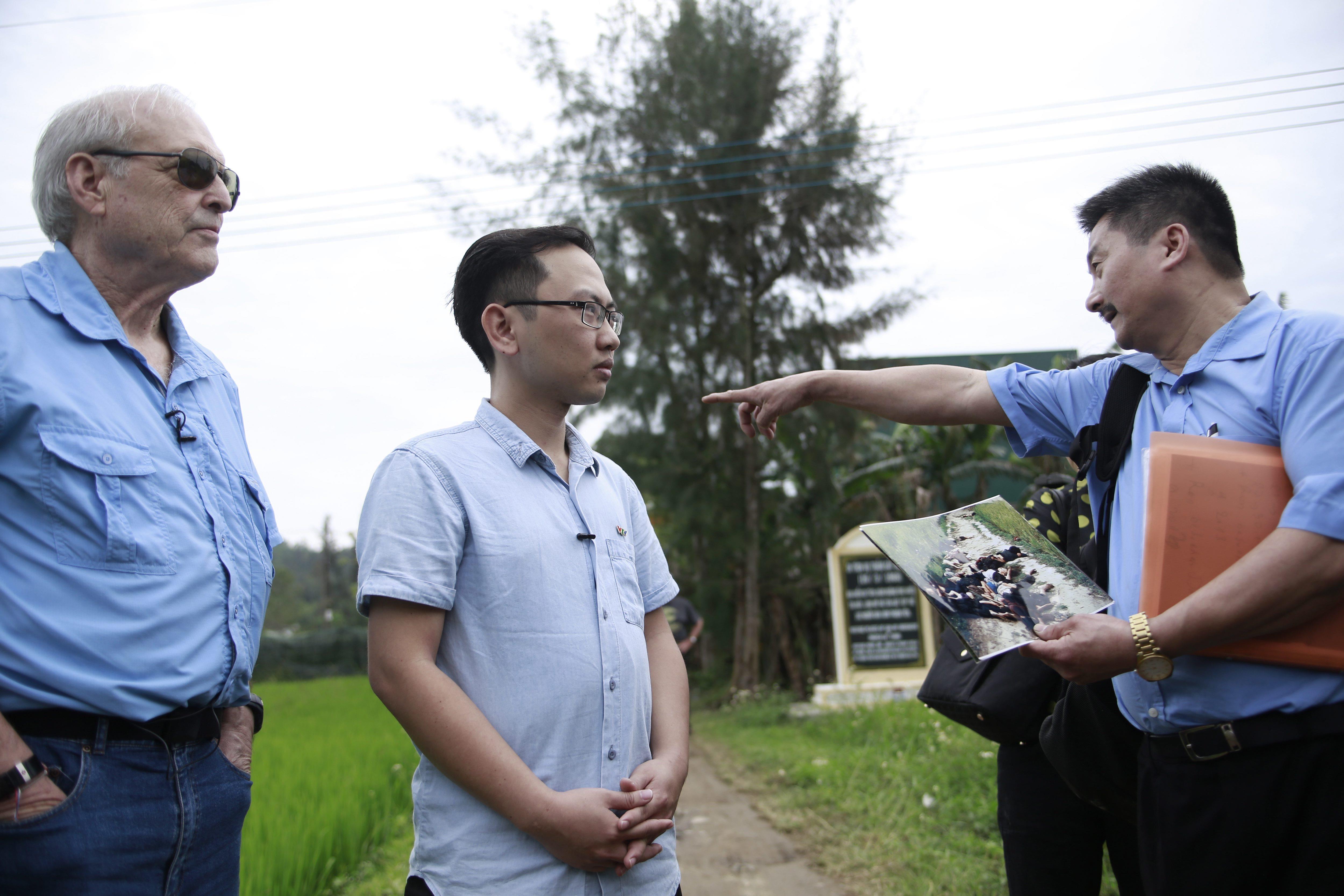 Le Vietnam commémore le 50e anniversaire du massacre de My Lai | Radio ...