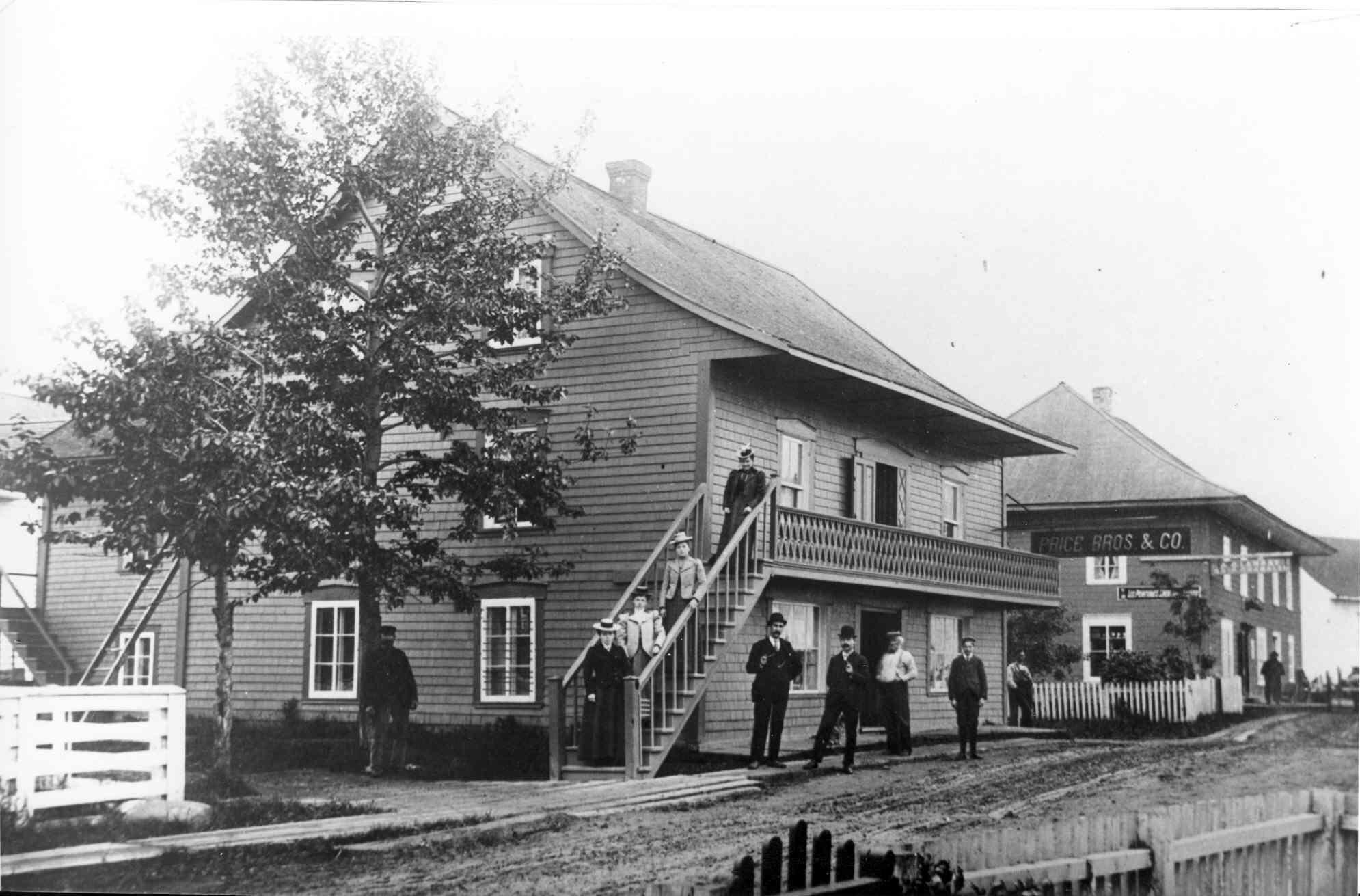 Métis-sur-Mer : 200 ans de jardins, de maisons d’été et de bord de mer ...