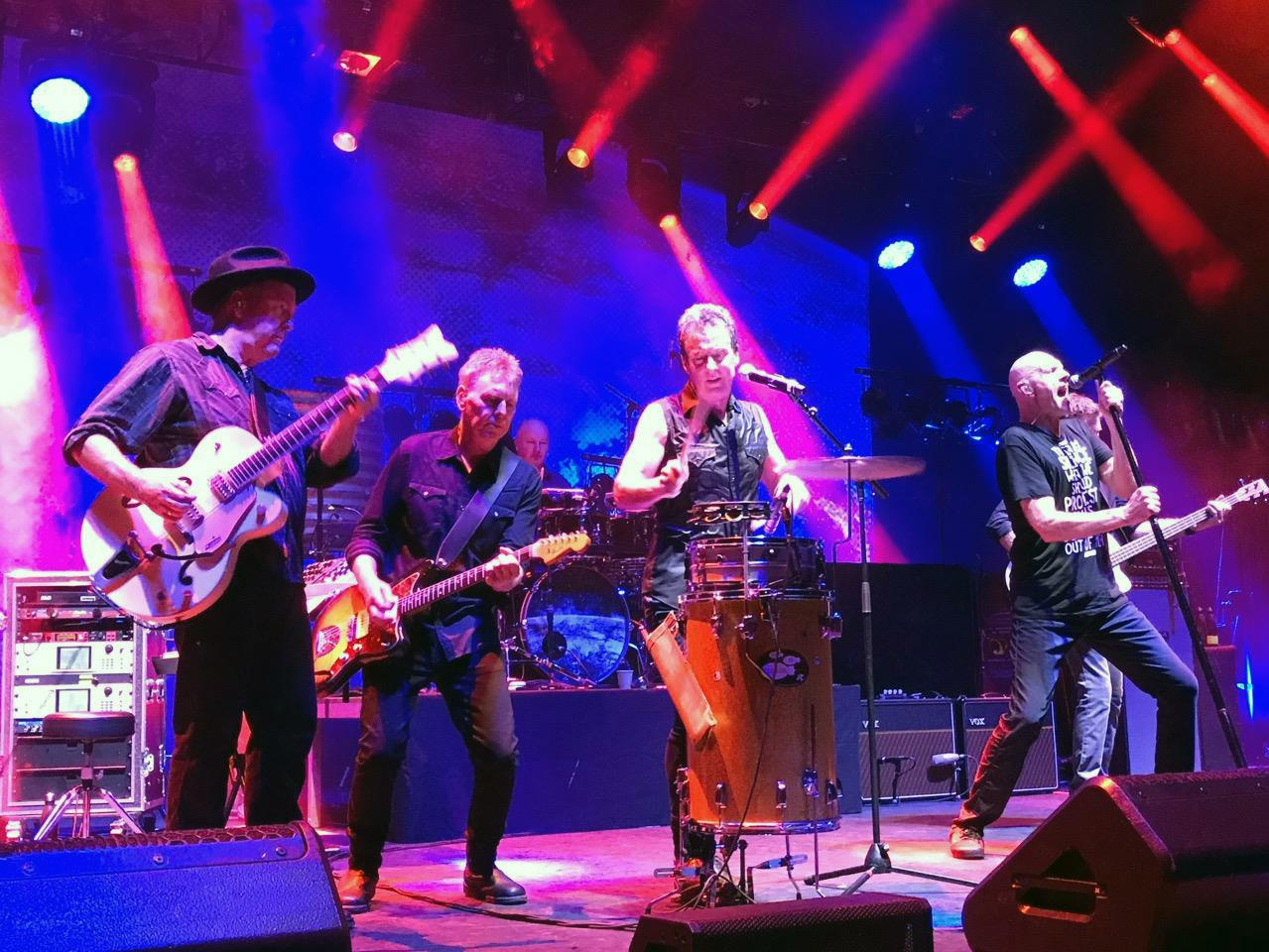 Le retour inattendu de Midnight Oil | Radio-Canada.ca