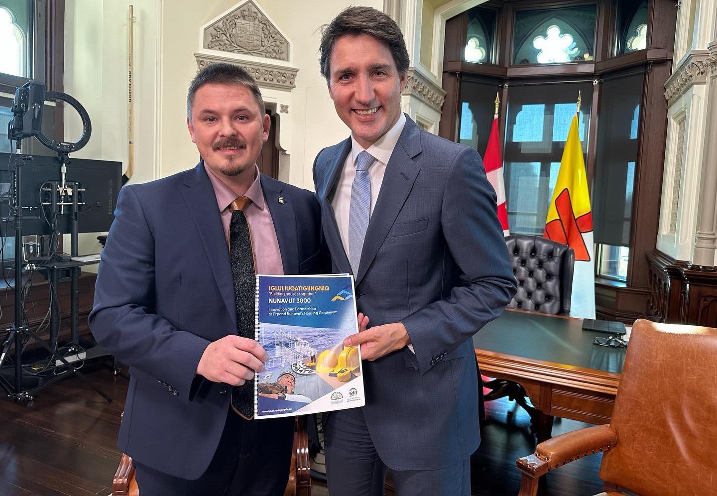 Les ministres et les députés du Nunavut de retour en Chambre | Radio ...