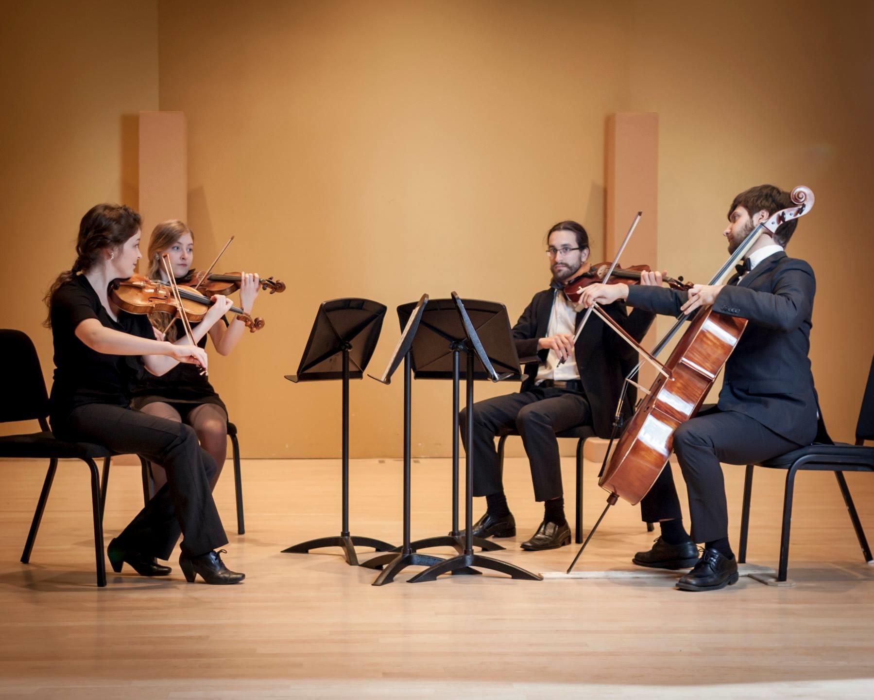 La violoniste Jeanne Côté en Californie pour perfectionner son art ...