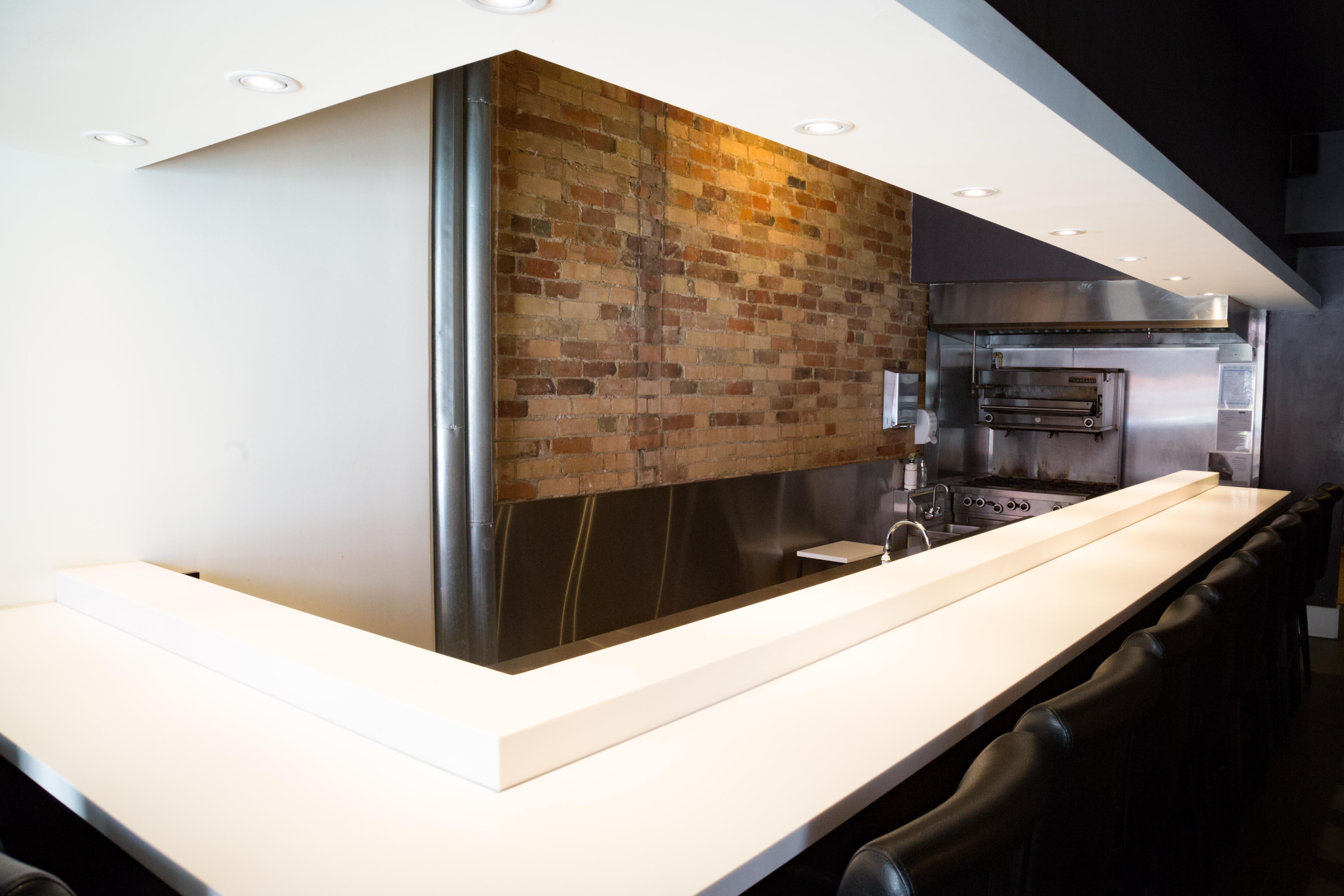 Sushi traditionnel : du sperme de morue et des calmars phosphorescents ...