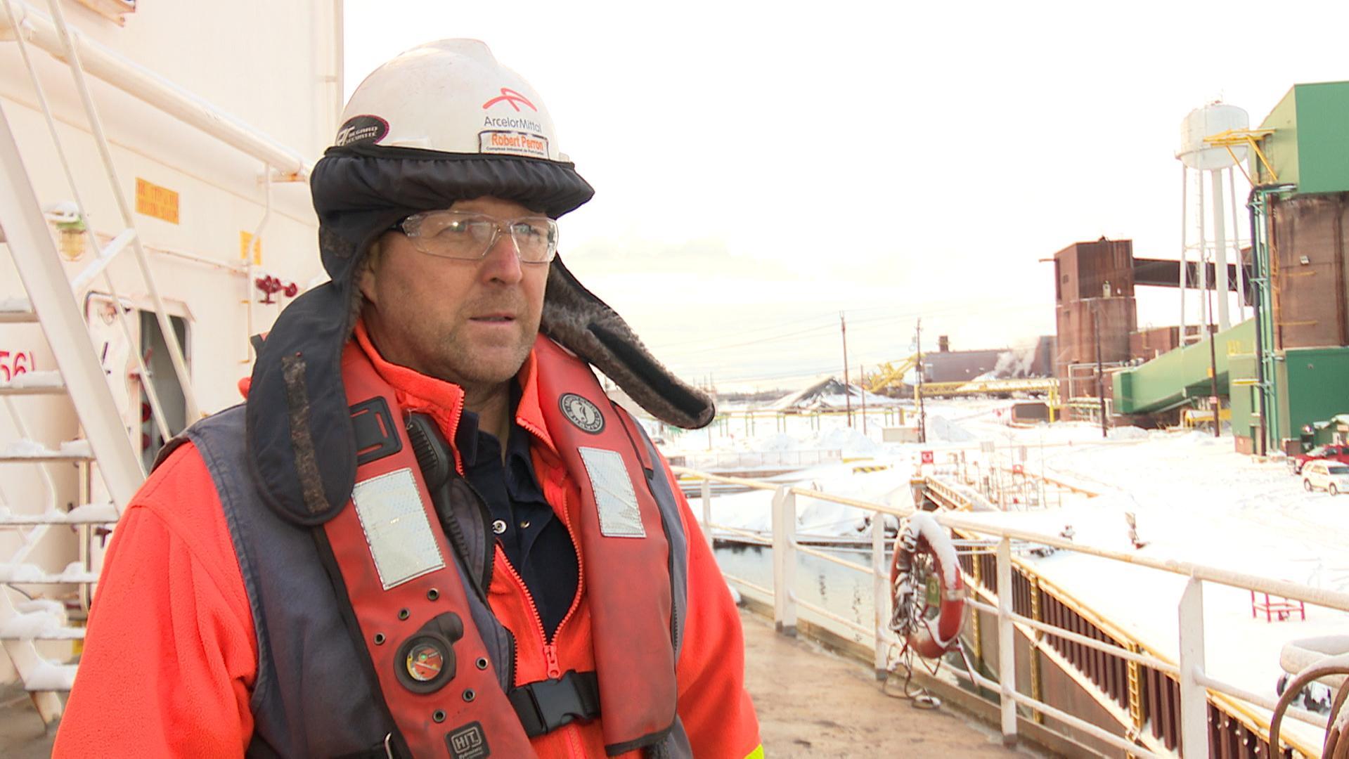 Le temps des Fêtes sur un minéralier | Radio-Canada.ca