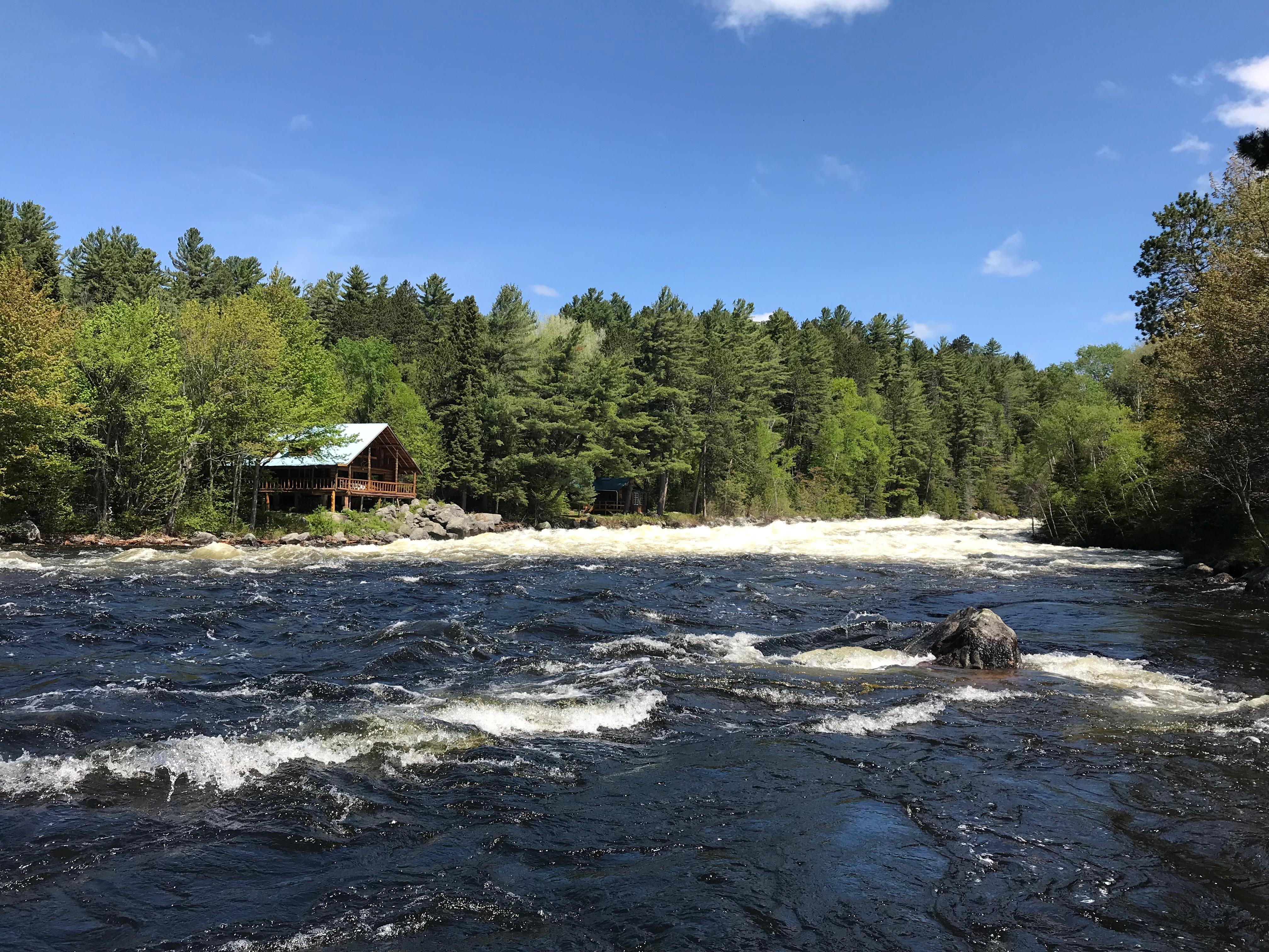 Il y a 40 ans, 13 personnes périssaient dans le lac Témiscamingue ...