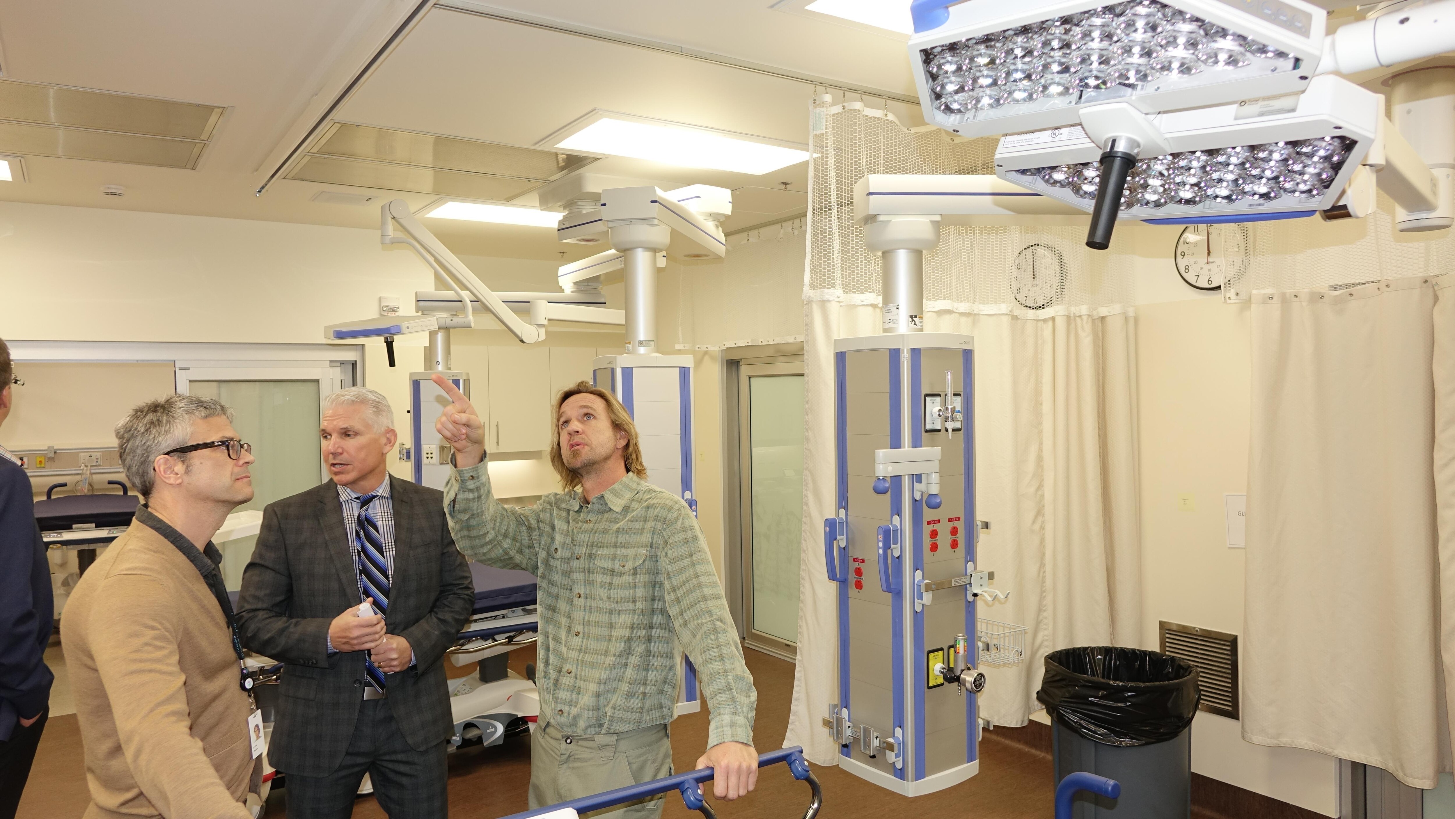 Une salle d'urgence dernier cri répond à la demande à Whitehorse | Zone ...