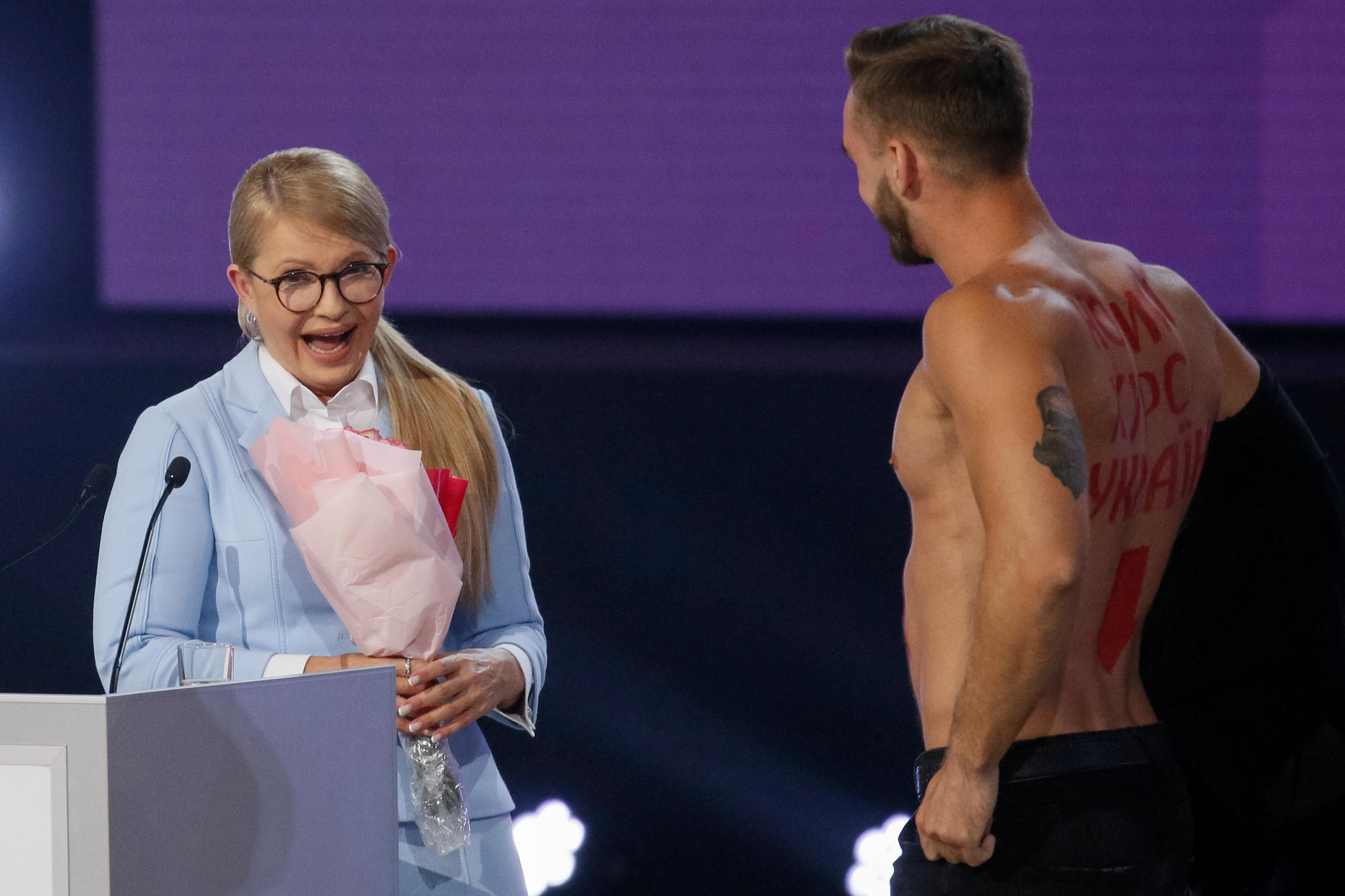 Élection présidentielle en Ukraine : vers la victoire du populisme? | Ukraine : un pays déchiré ...