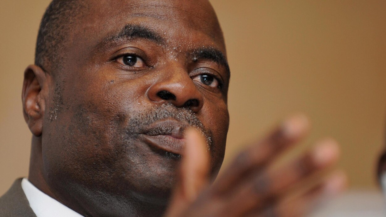 La FIFA lance une nouvelle procédure contre Adamu | Radio-Canada