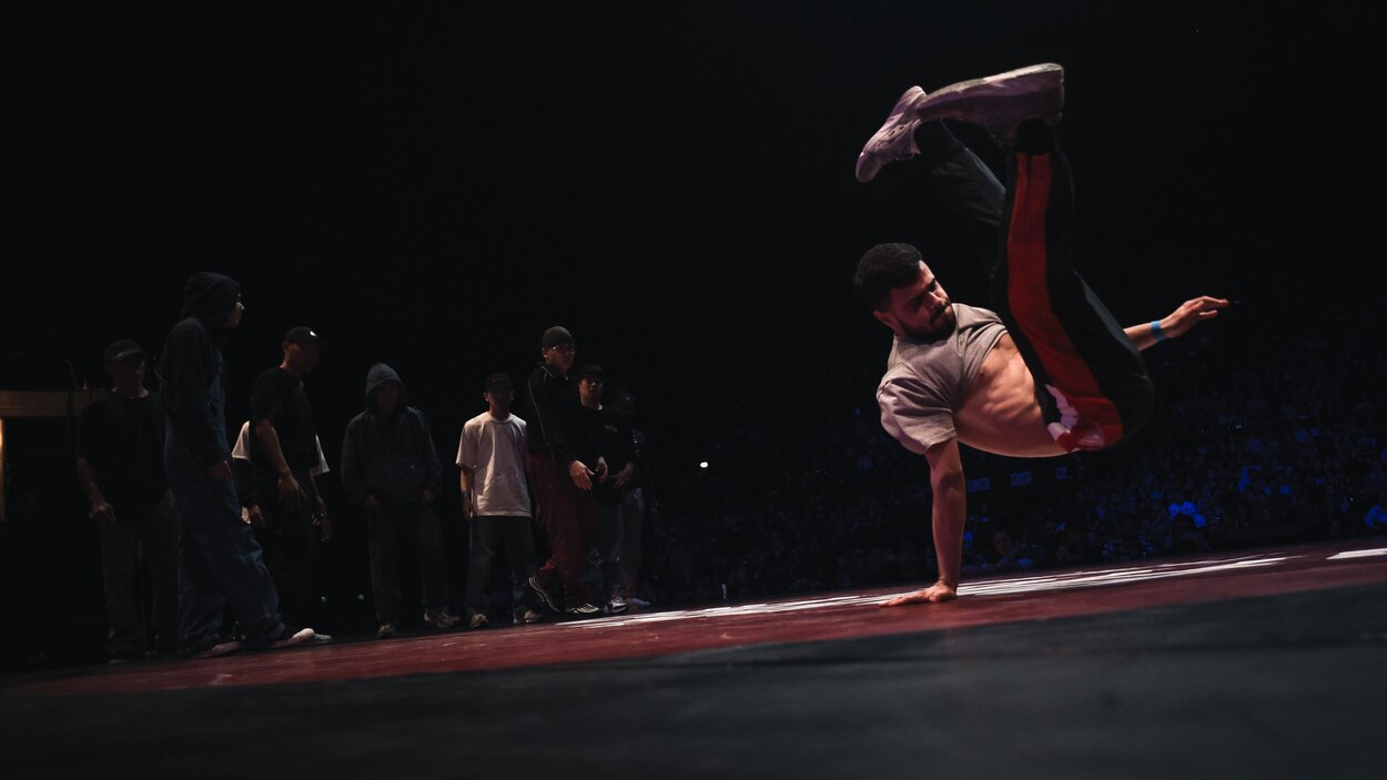 Le breakdance, de la rue à la porte des Jeux olympiques | Radio-Canada