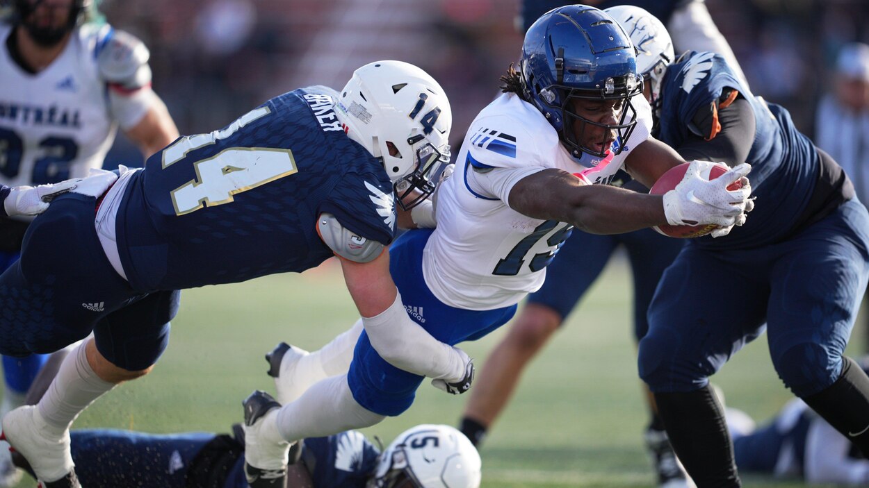 Coupe Vanier : Carabins c. Thunderbirds | Radio-Canada