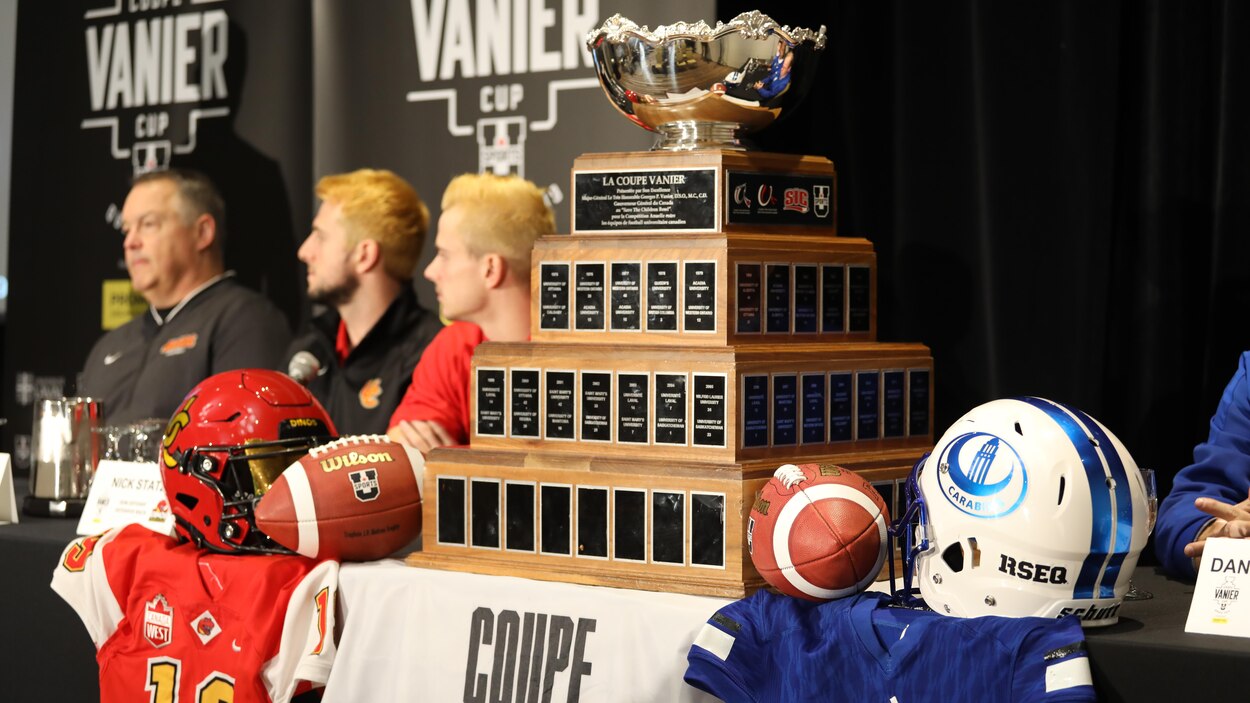 La Coupe Vanier disputée au PEPS le 4 décembre | Radio-Canada