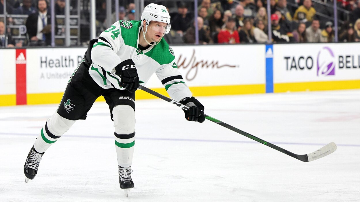 Dadonov échangé aux Stars contre Gurianov, Meier au New Jersey | Radio ...