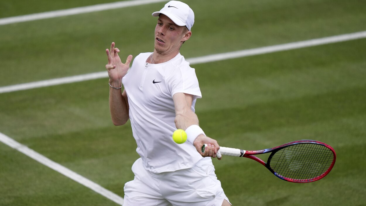 Shapovalov avance au 3e tour à Wimbledon, Raonic s’arrête au 2e | Radio-Canada