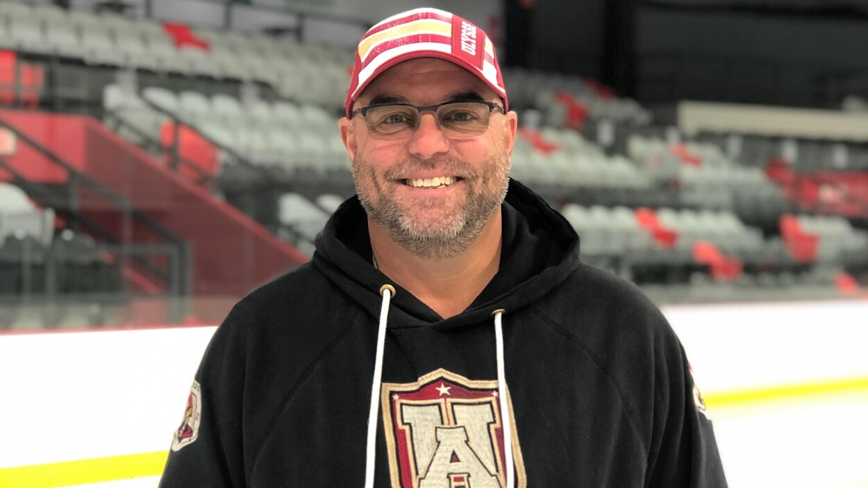 François Marcoux, l’homme qui remet en question le hockey québécois ...