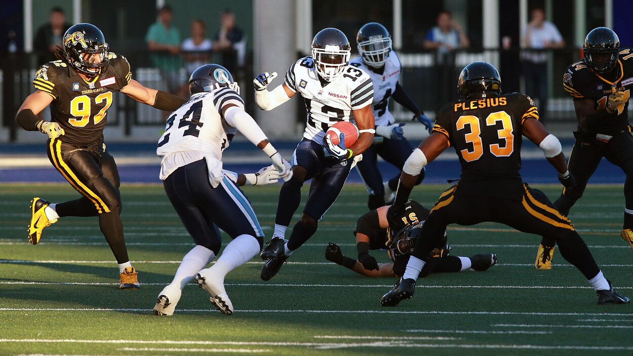 Frédéric Plesius de retour avec les Alouettes | Radio-Canada