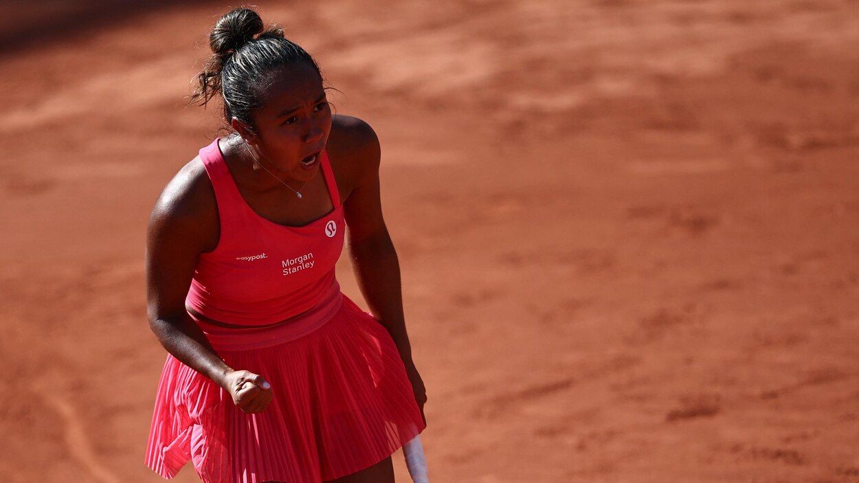 Leylah Annie Fernandez renverse la 21e tête de série à Roland-Garros ...