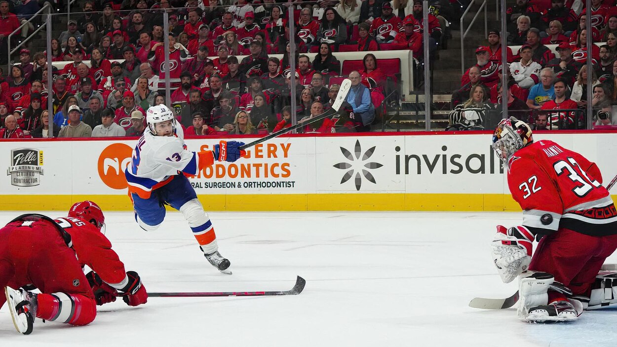 Les Islanders toujours vivants | Radio-Canada