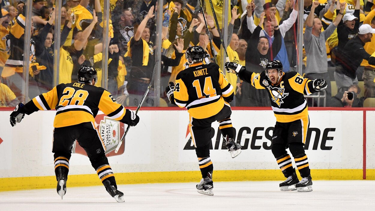 Les Penguins éliminent les Sénateurs et passent en grande finale ...