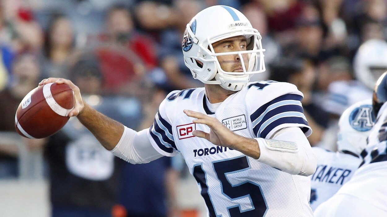 Ricky Ray aimerait revenir au jeu face aux Alouettes | Radio-Canada