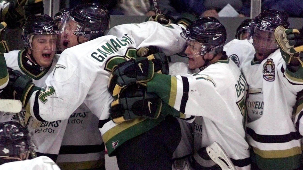 Le 26 mai 2001, Simon Gamache gâchait la fête à Regina | Radio-Canada