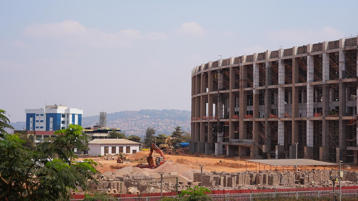 Stades, commandites et grands événements : au Rwanda, le sport pour se ...