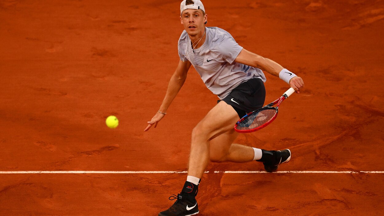 Roland-Garros : Carlos Alcaraz c. Denis Shapovalov | Radio-Canada