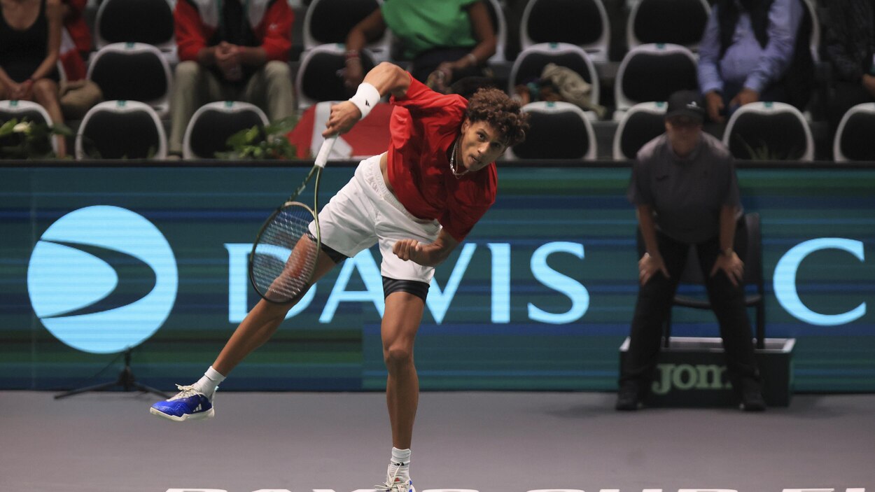 Coupe Davis : Gabriel Diallo (CAN) c. Nicolas Jarry (CHI) | Radio-Canada