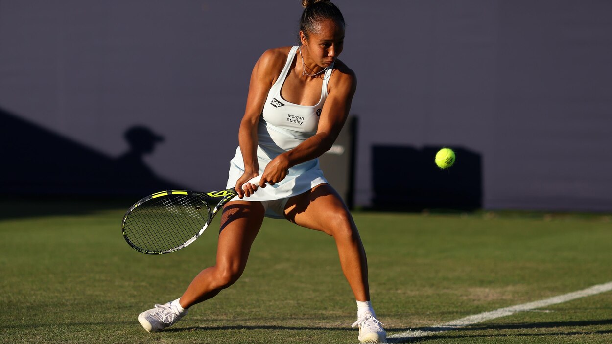 Leylah Annie Fernandez en quarts de finale à Eastbourne | Radio-Canada