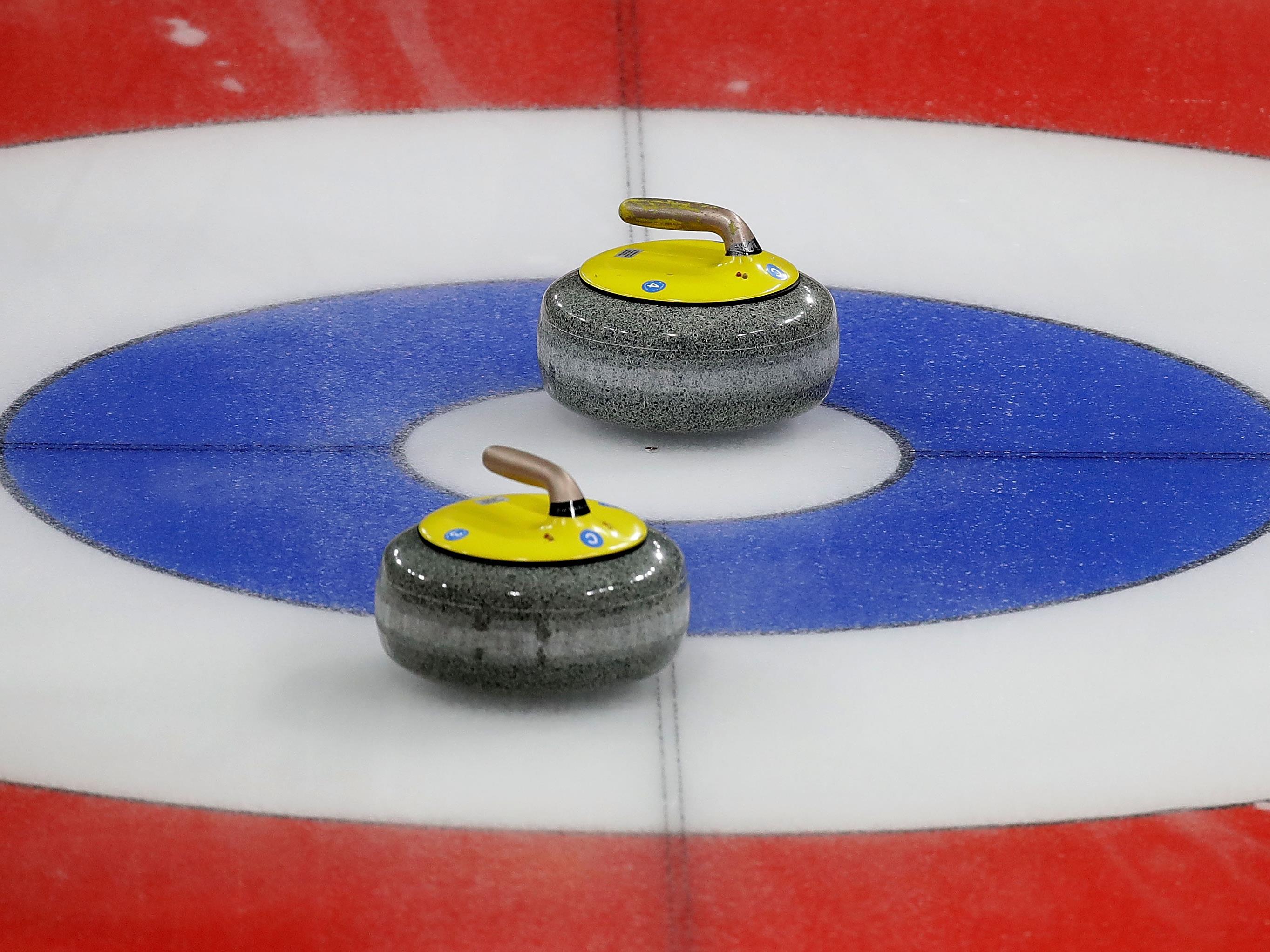 100 ans de curling à Alma | OHdio | Radio-Canada