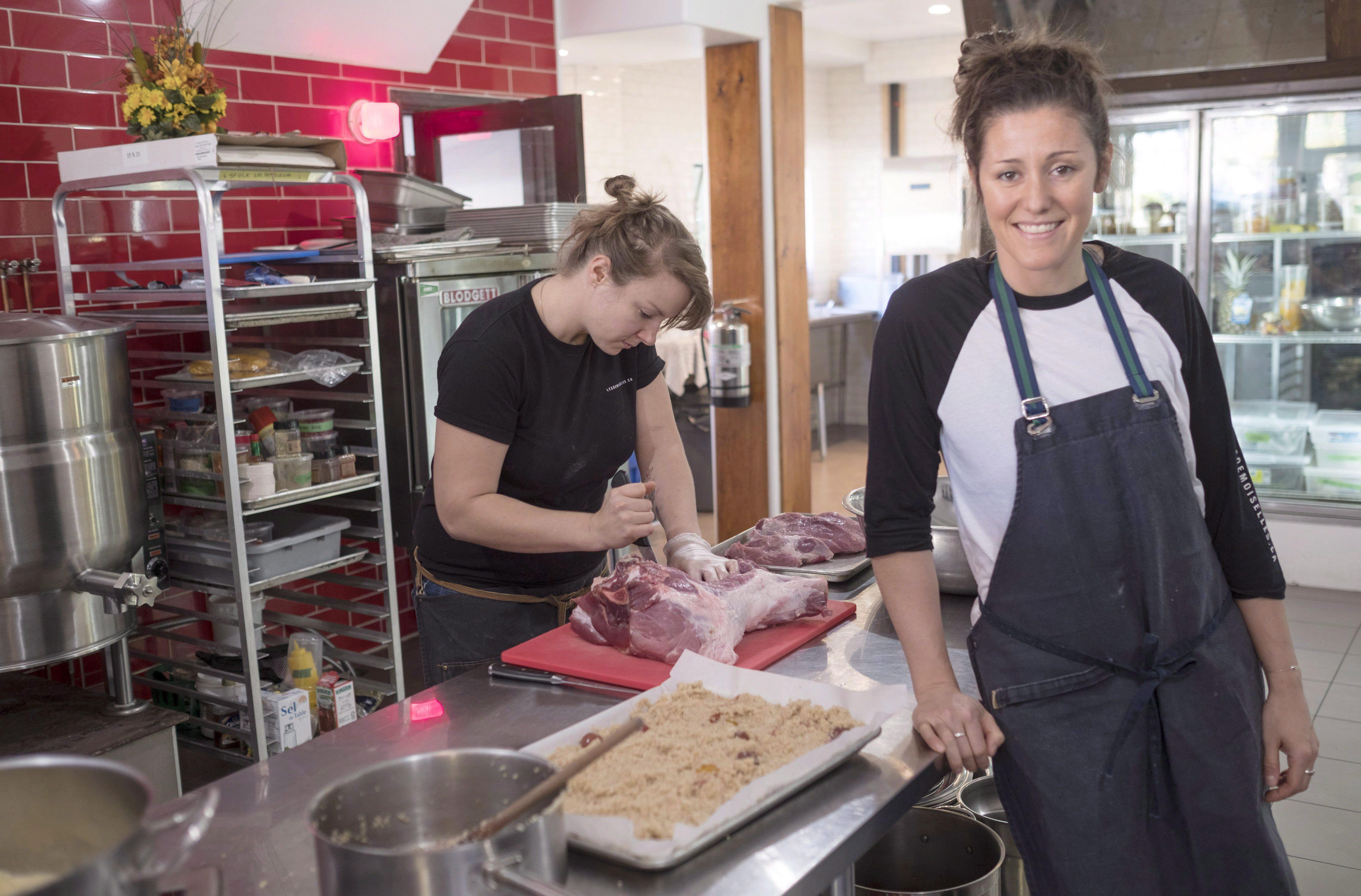 La gardienne Charline Labonté, à la poursuite de nouveaux buts | Radio ...
