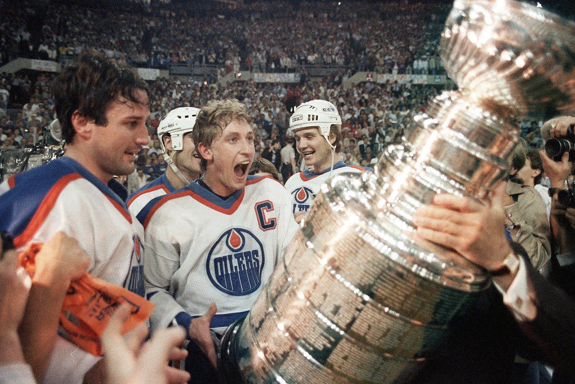 Le fascinant parcours de la coupe Stanley! | Radio-Canada.ca