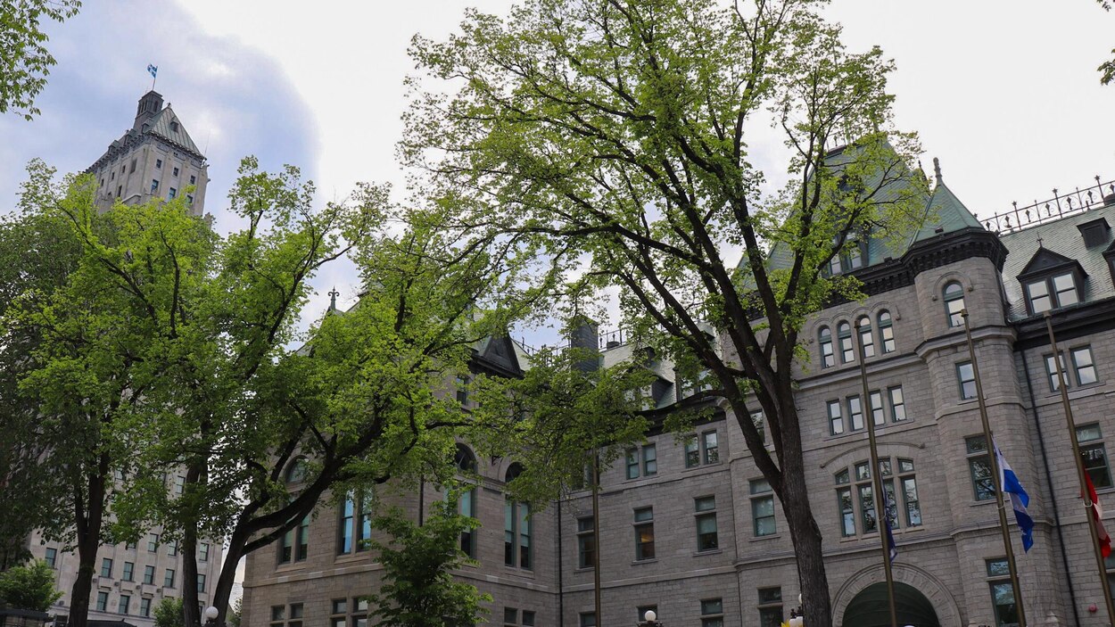 Inflation : la Ville de Québec doit puiser dans ses réserves | Radio-Canada