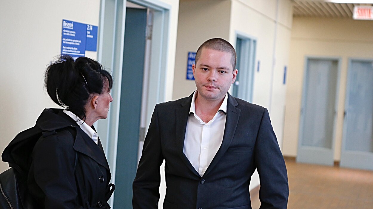 Conducteur épileptique : Jonathan Falardeau-Laroche écope de 32 mois ...