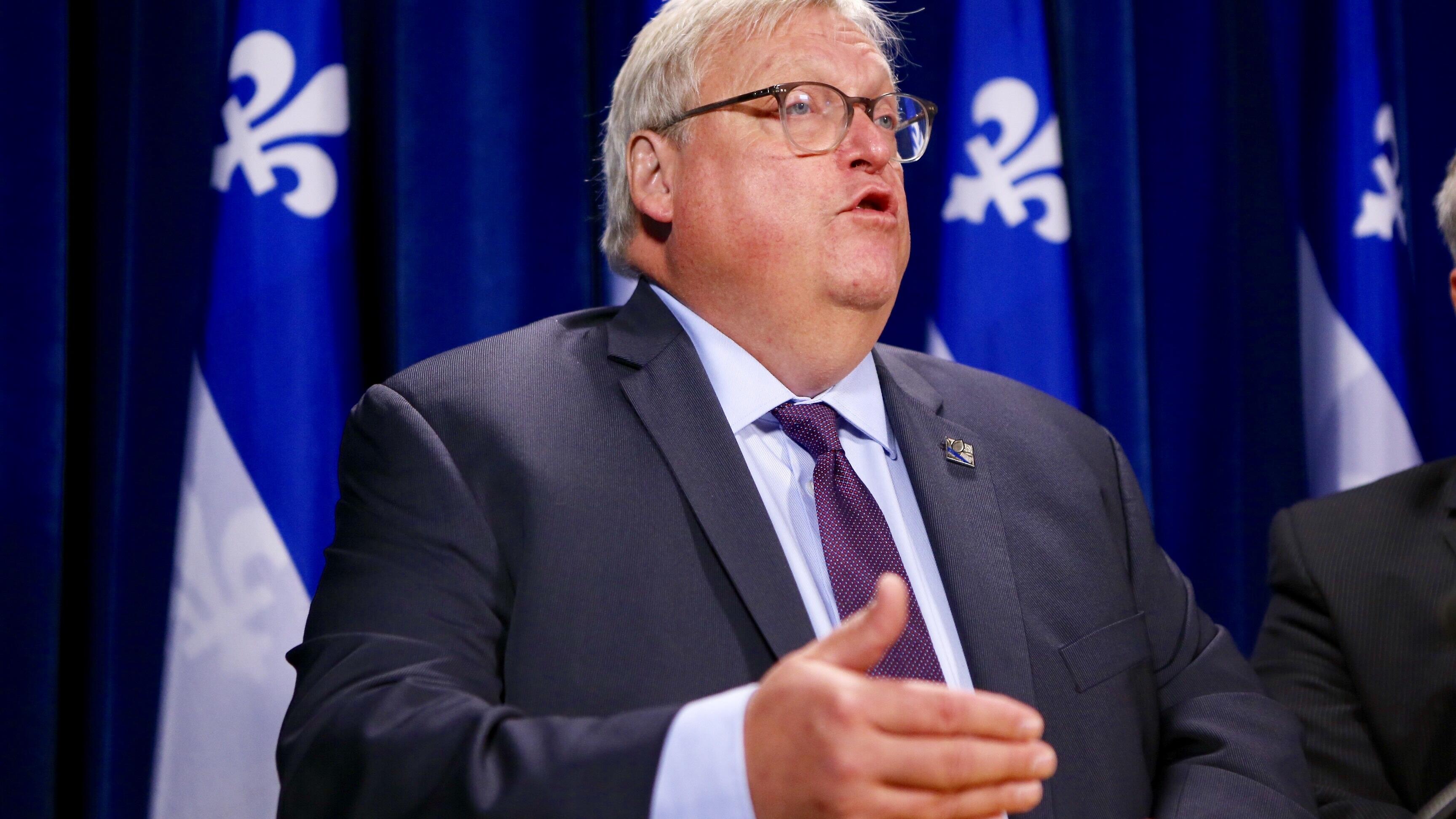 Troisième lien : Gaétan Barrette demande au gouvernement de préciser ...