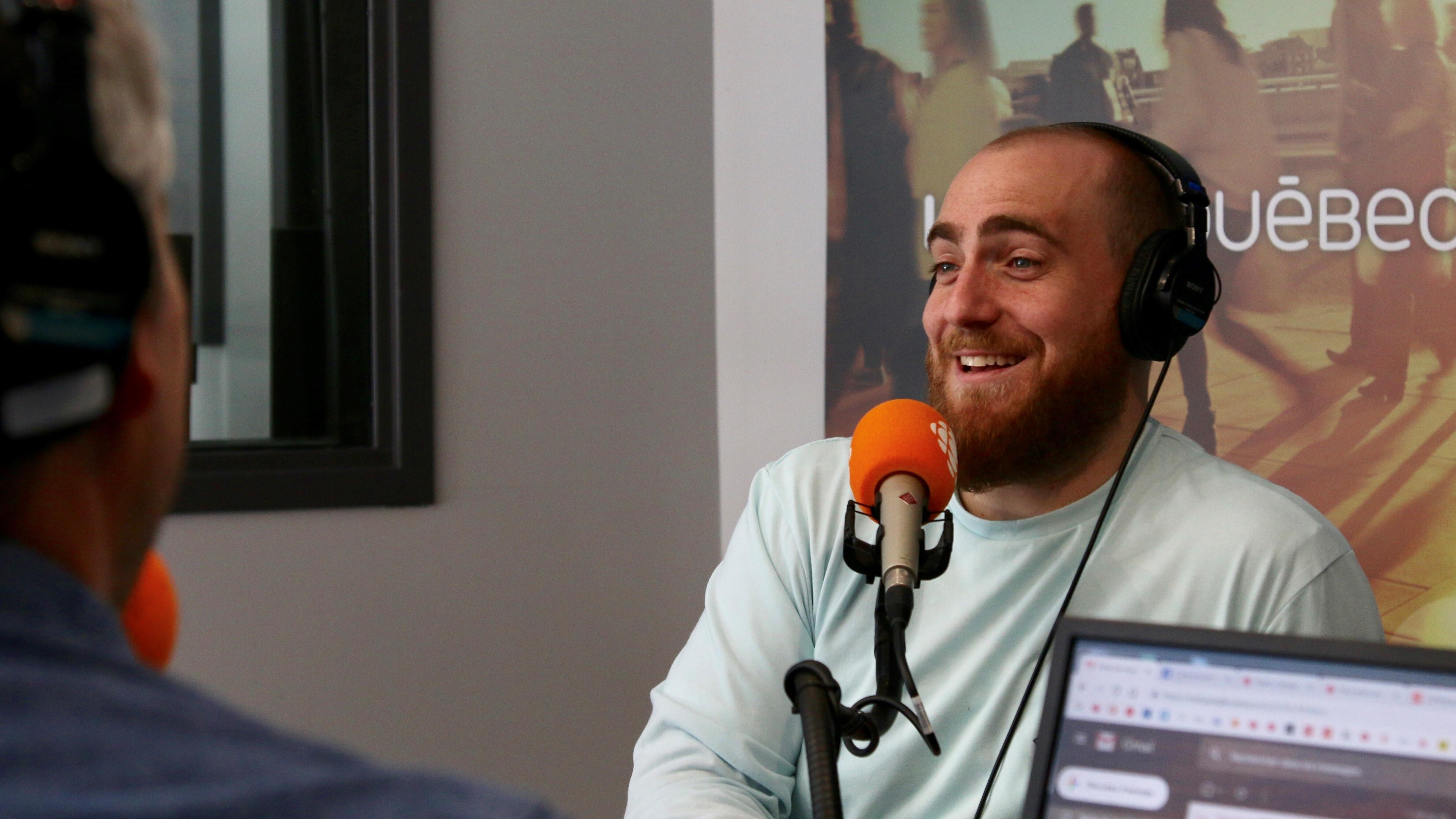 L'humoriste Phil Roy et l'art du bien-cuit | OHdio | Radio-Canada