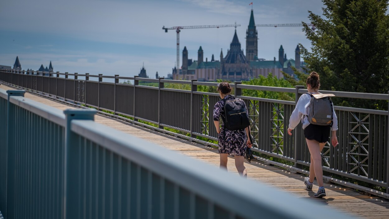 Cinq nouveaux cas de COVID-19 signalés à Ottawa | Radio-Canada