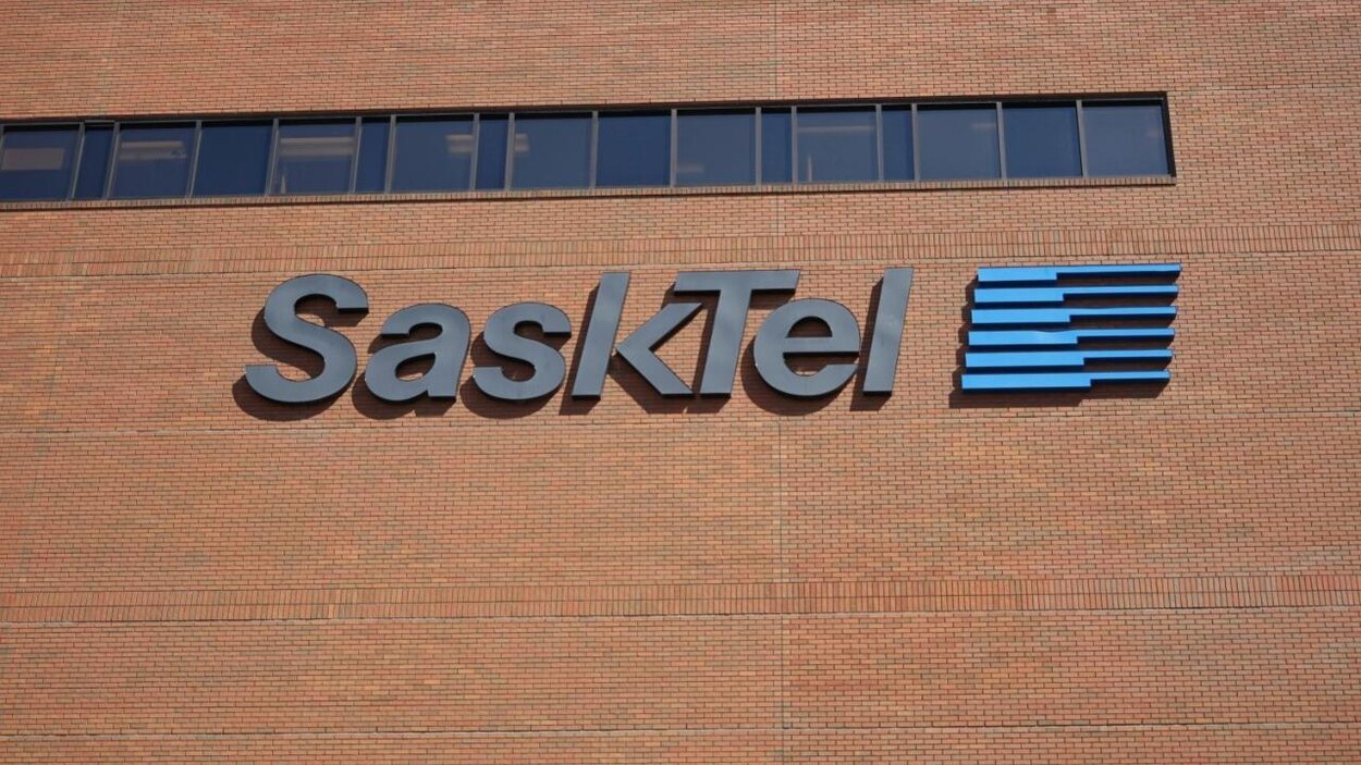 SaskTel perd 47 000 $ à cause d'une fraude | Radio-Canada