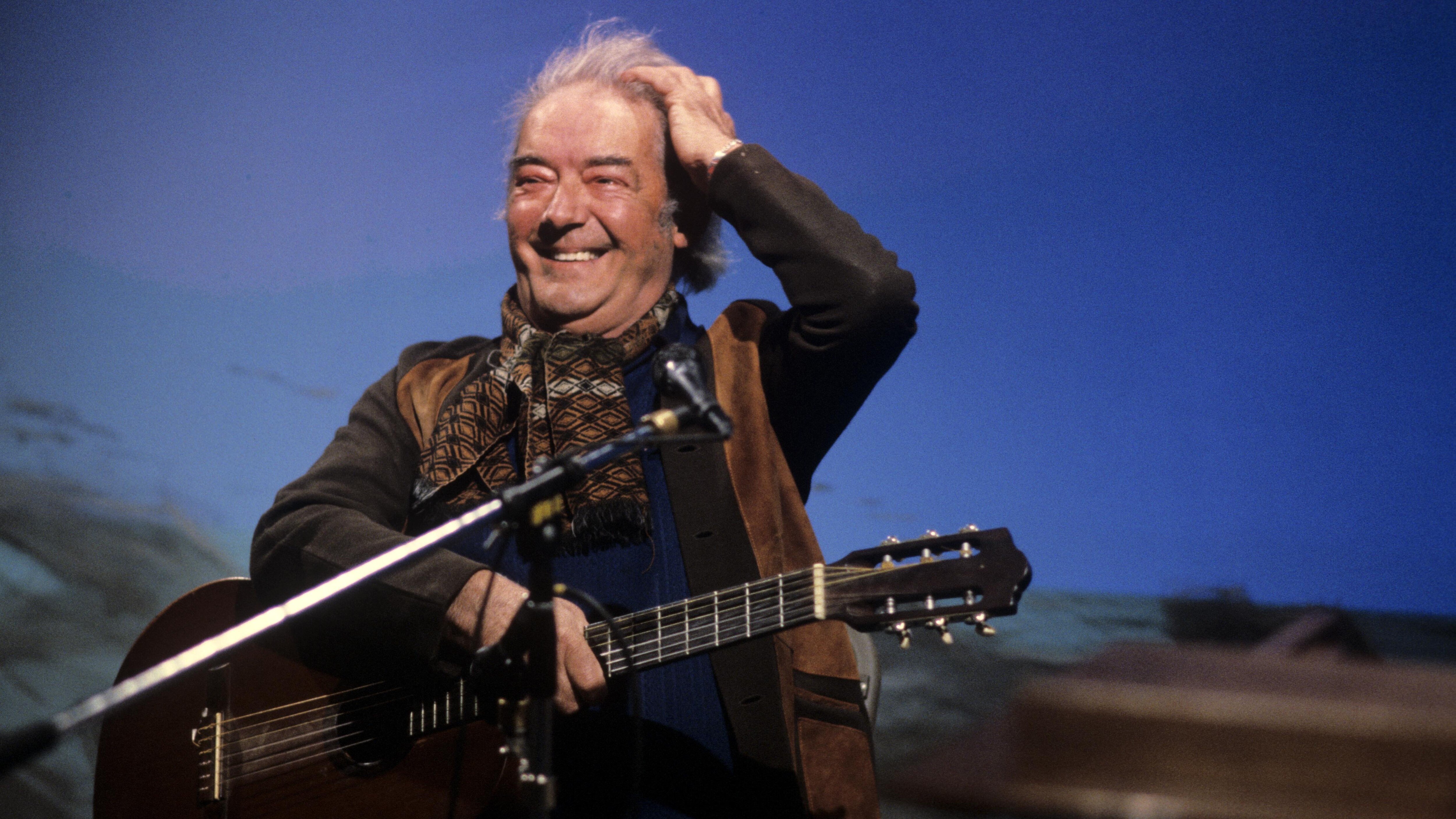 Hommage a Félix Lerclerc jusqu'en août à Percé | OHdio | Radio-Canada