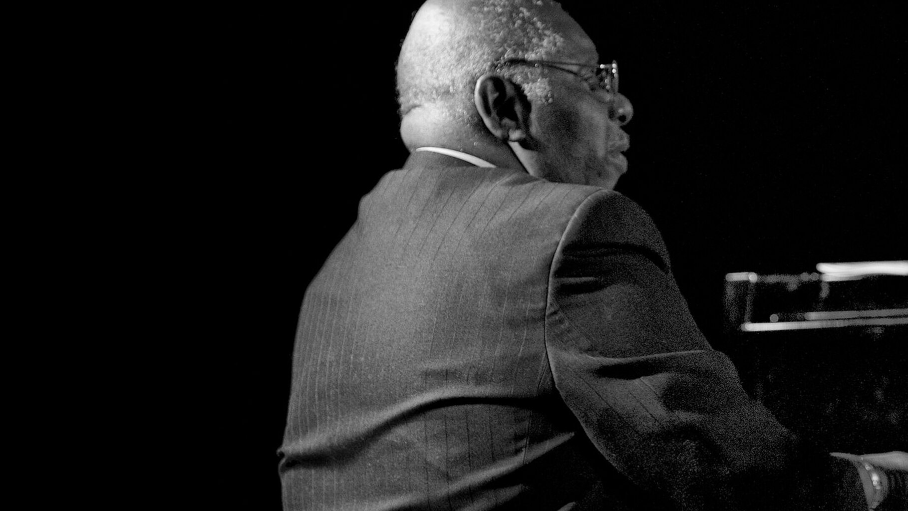 Oliver Jones en entrevue aux Matins d'ici | OHdio | Radio-Canada