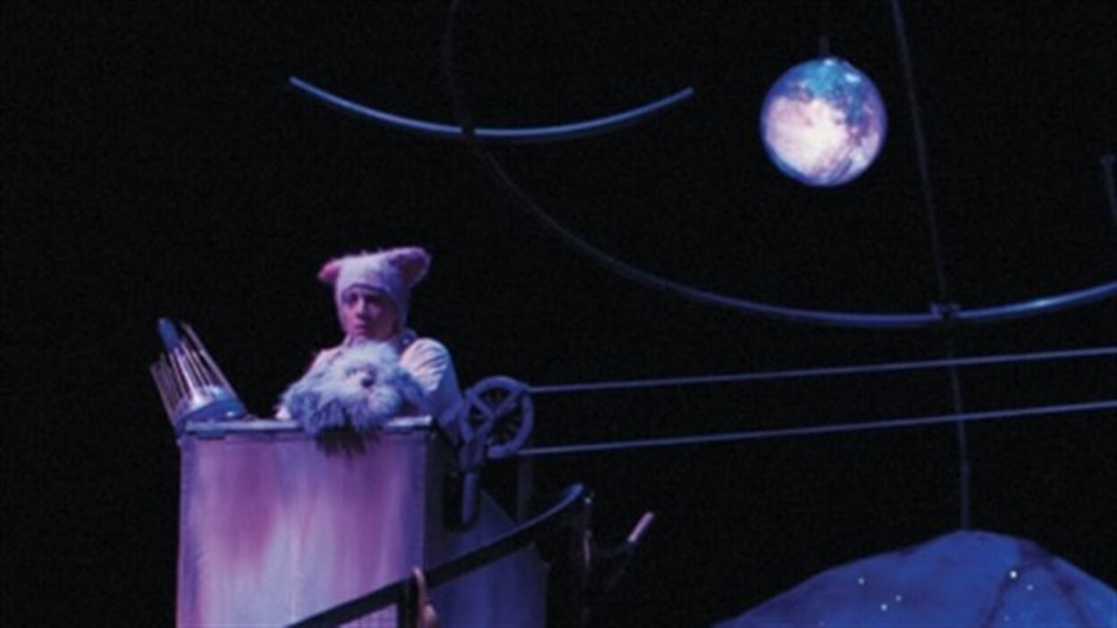 Anne Michaud a vu la pièce « Une lune entre deux maisons » | Radio-Canada