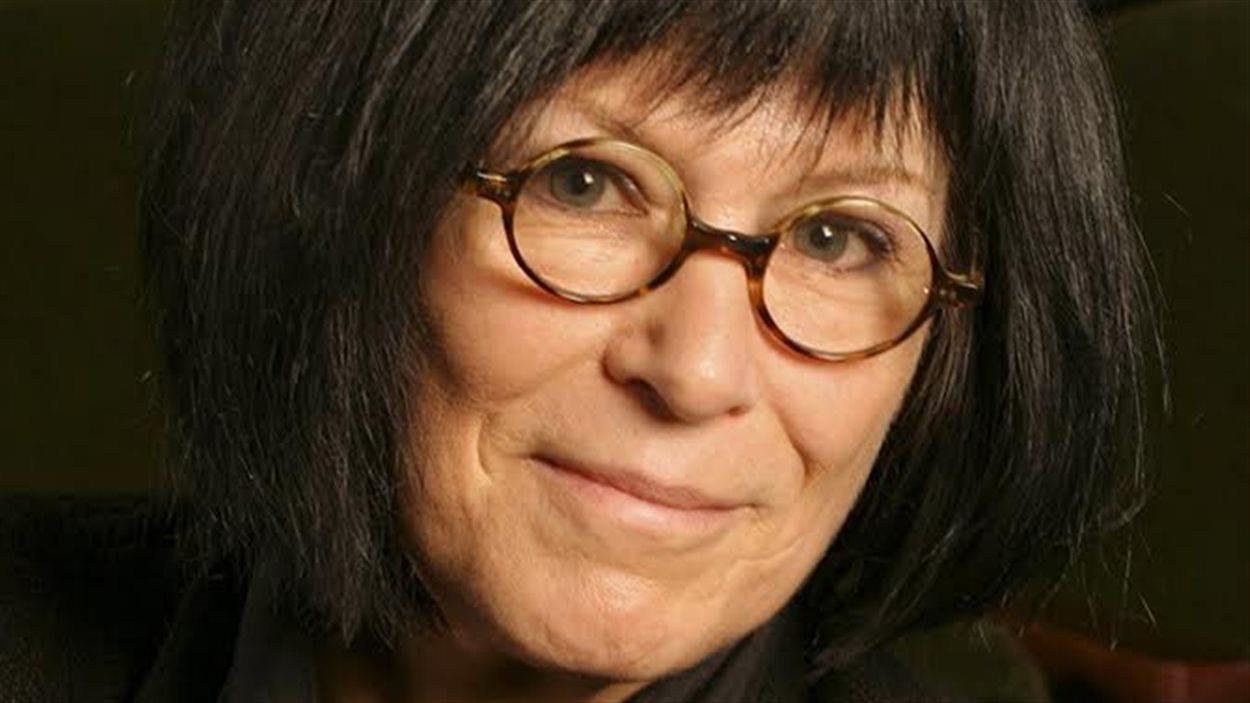 Denise Desautels honore la poésie québécoise en France | OHdio | Radio ...