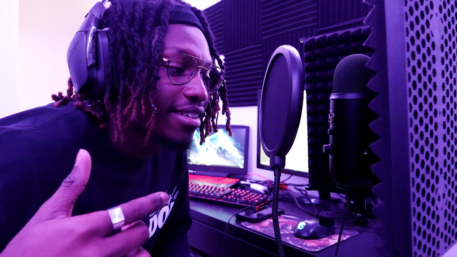 Rencontre avec un jeune rappeur septilien : Alpha Ba | OHdio | Radio-Canada