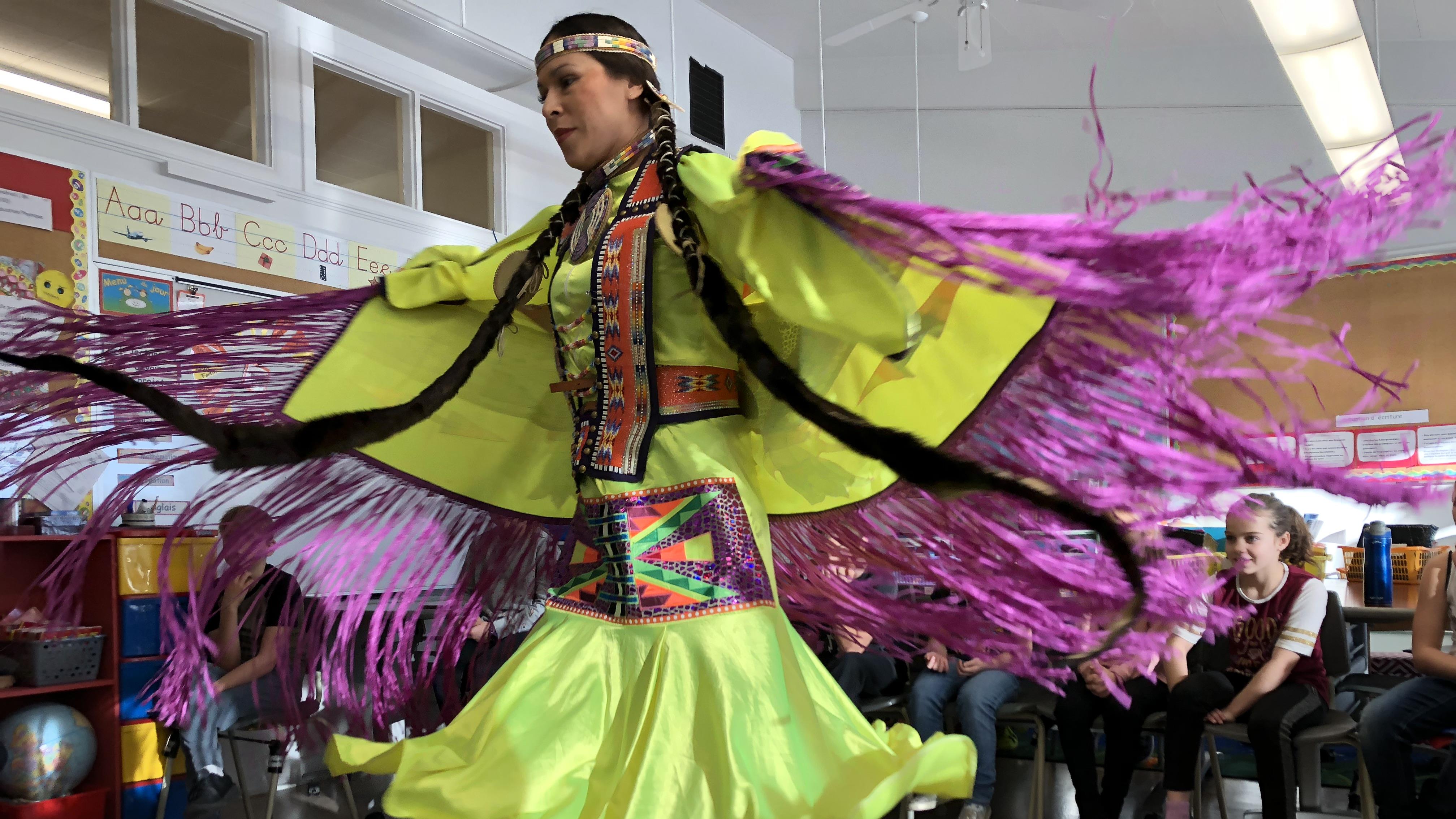 Amanda Larocque's Instagram, Twitter & Facebook on IDCrawl