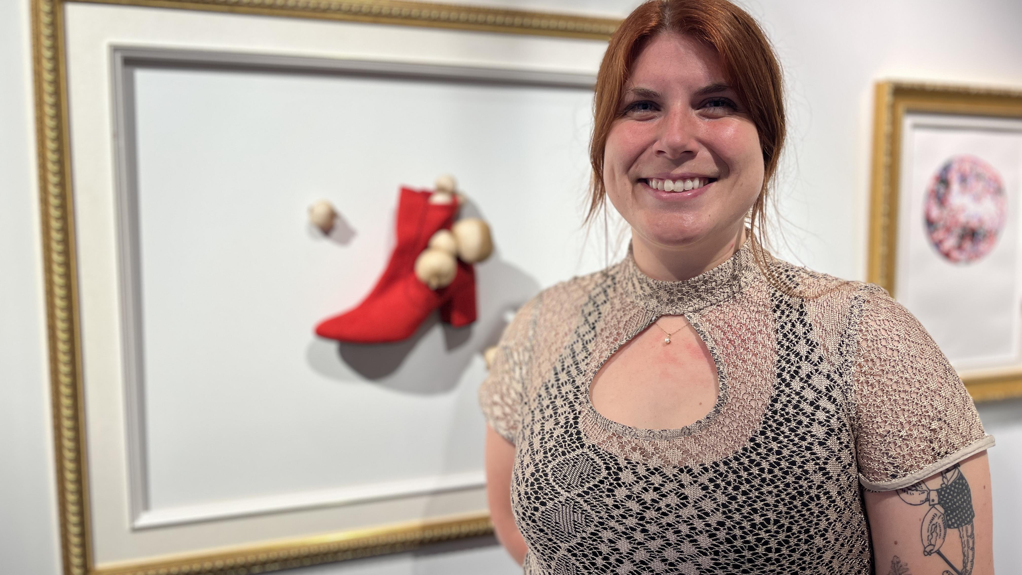 Exposition de Joanie Blais sur le microbiote | OHdio | Radio-Canada