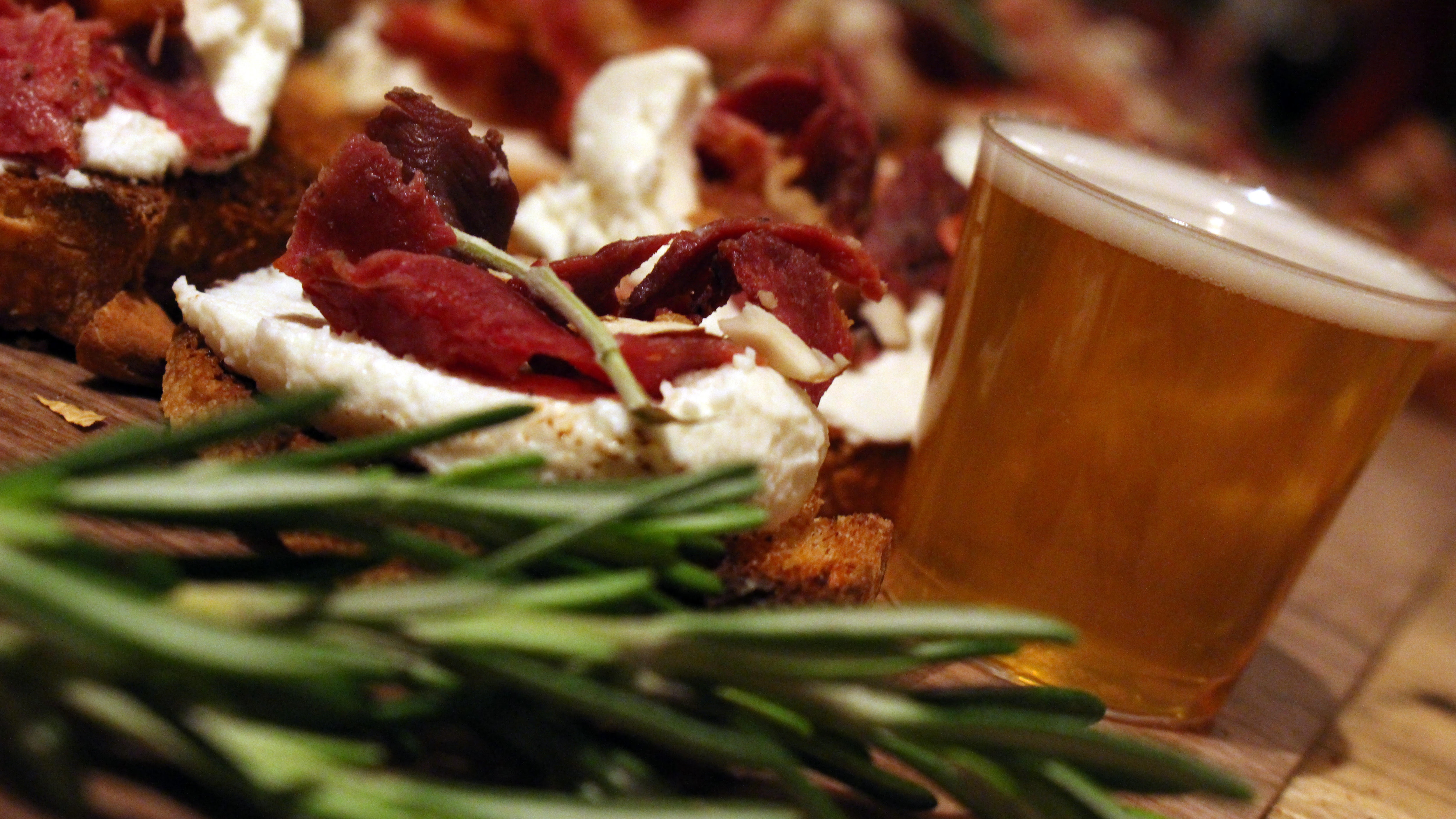 Bières et bouffe : les saveurs gaspésiennes en vedette à Bonaventure ...