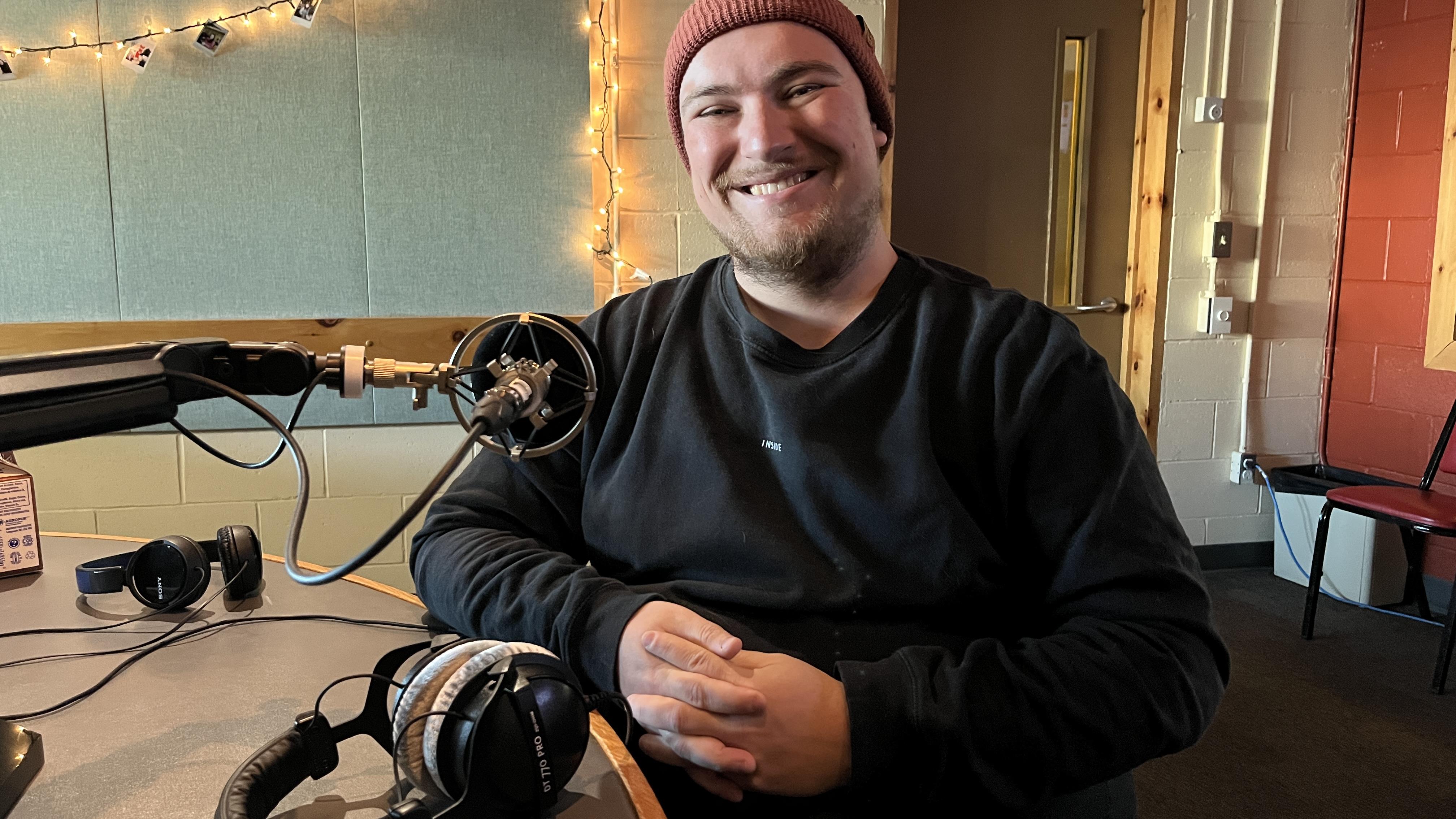 Préparation et dévoilement d’artistes pour le Vieux-Quai en fête ...